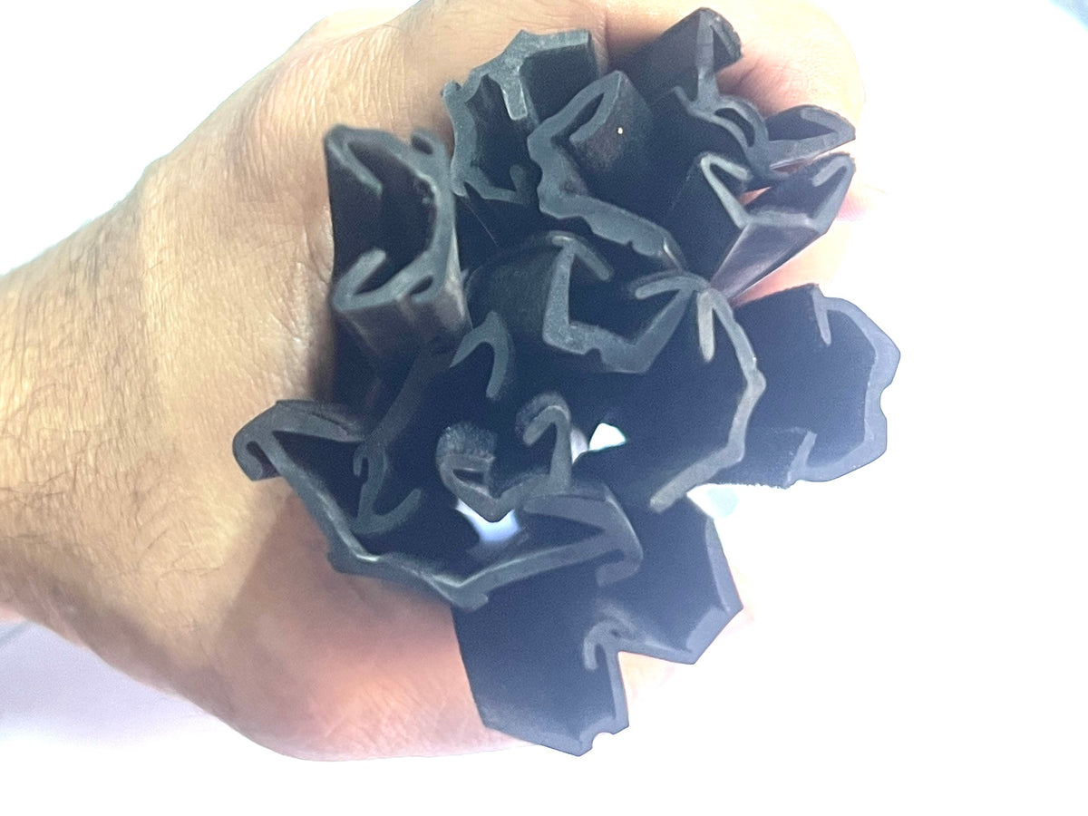 [Samples] of Flocked Rubber Glass Run Channel for Universal RV Window ...